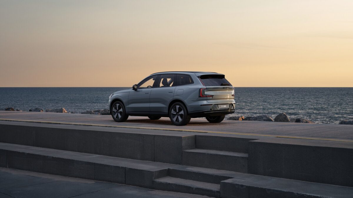 Volvo EX90 - Helt elektrisk, 7-sitsig, 625 km räckvidd - Brandt