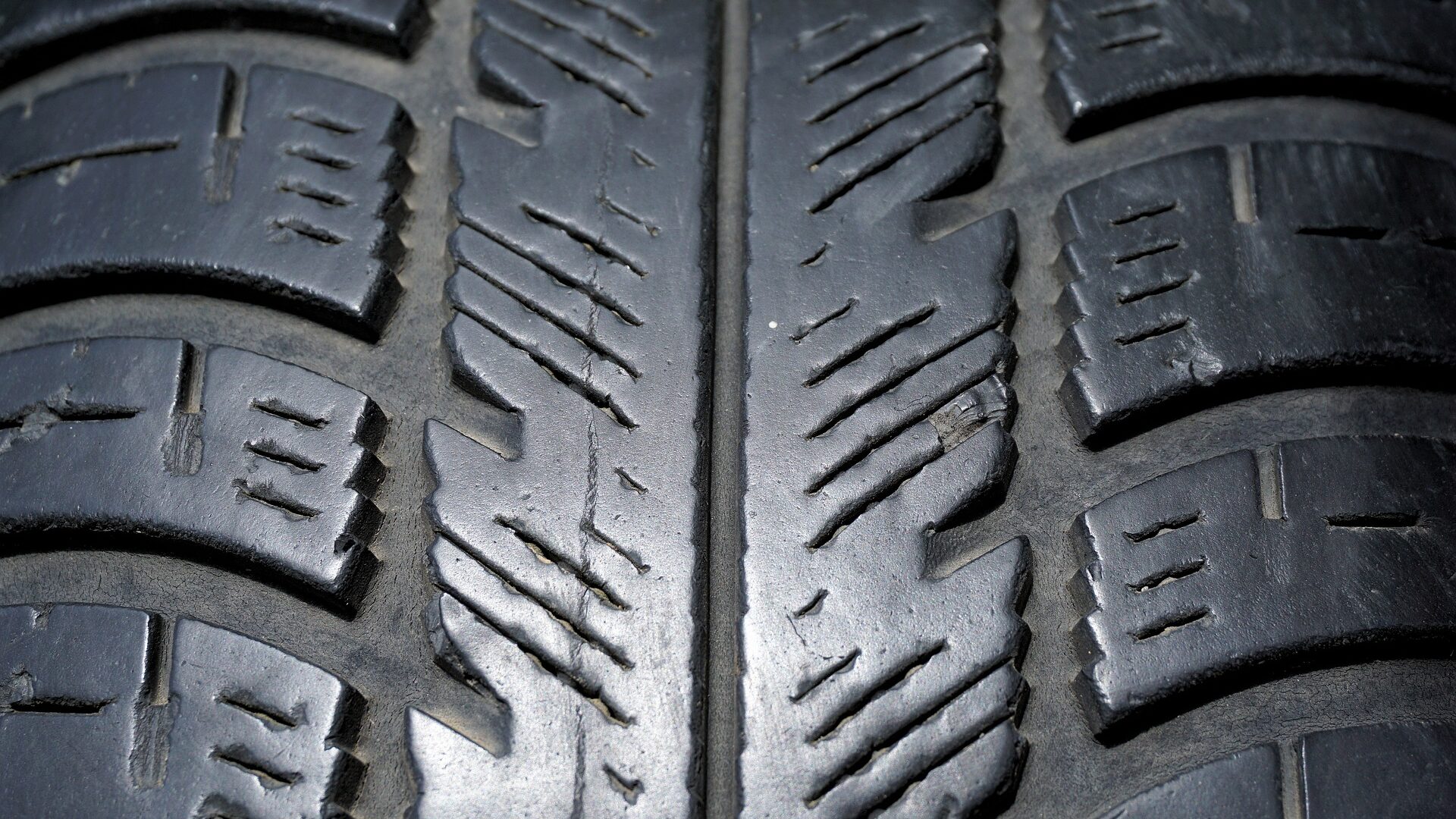 Så får du bort repor i lacken - Brandt Bil